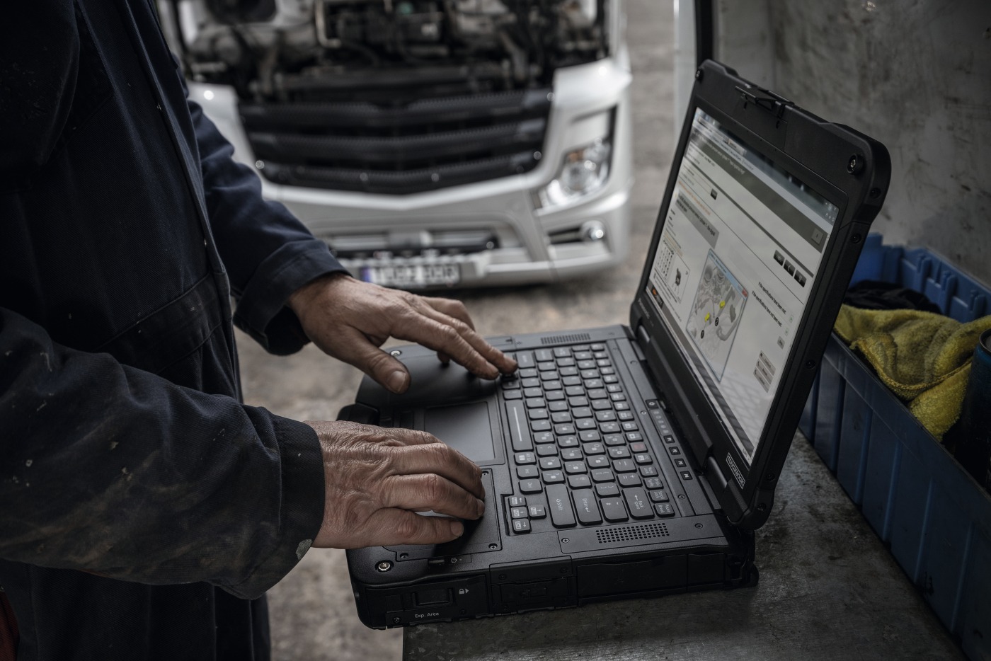 Panasonic Toughbooks in der Nfz-Werkstatt I Krafthand-Truck