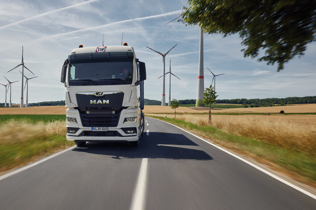 TIP Trailerservices auf der IAA Transportation I Krafthand-Truck